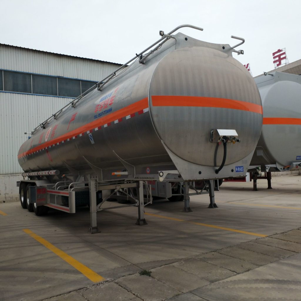 40cbm Heavy Oil Tanker/Fuel Tank Truck Semi Trailer for Sale