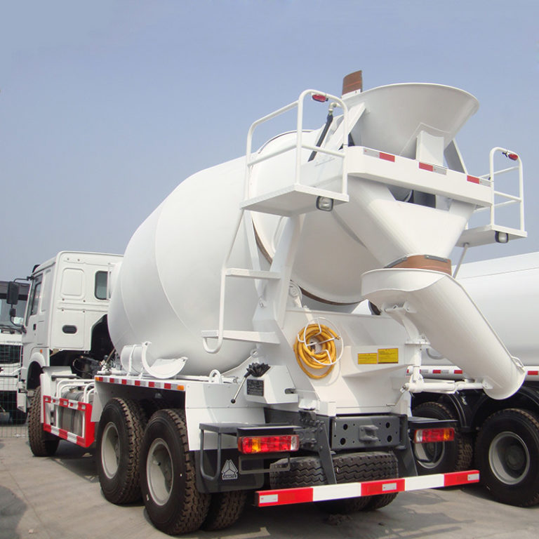 Fast delivery small concrete mixer truck for sale
